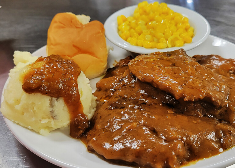 The Restaurant – Creekside Golf Course – Lavalette WV