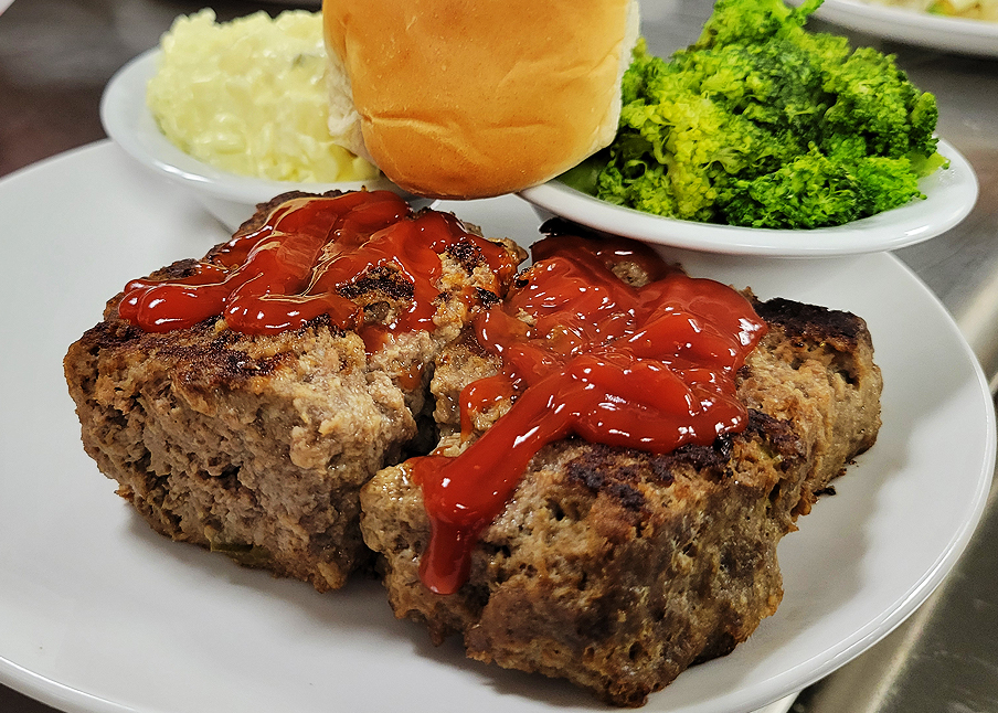 The Restaurant – Creekside Golf Course – Lavalette WV